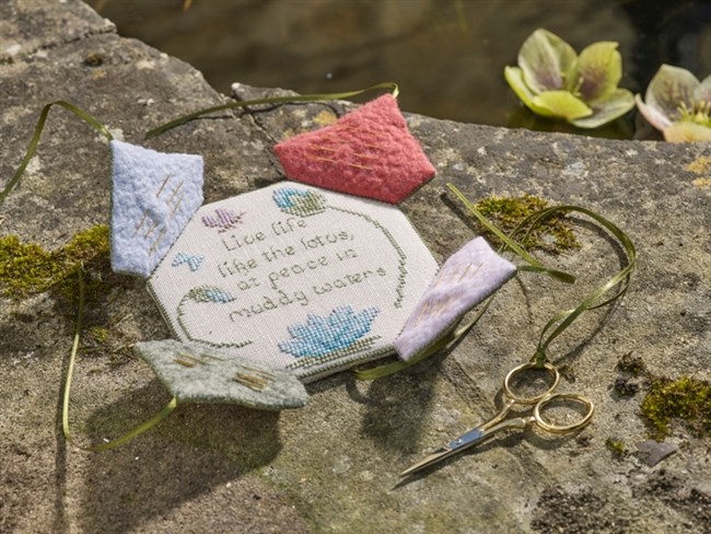 Lotus Flower Needle Keep